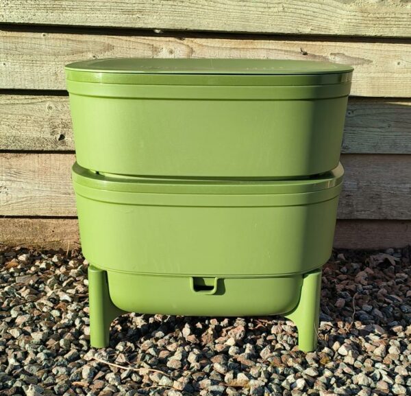 Compost Worms Tiger Wormery - Worm Composter INCLUDING 250g Worms ...