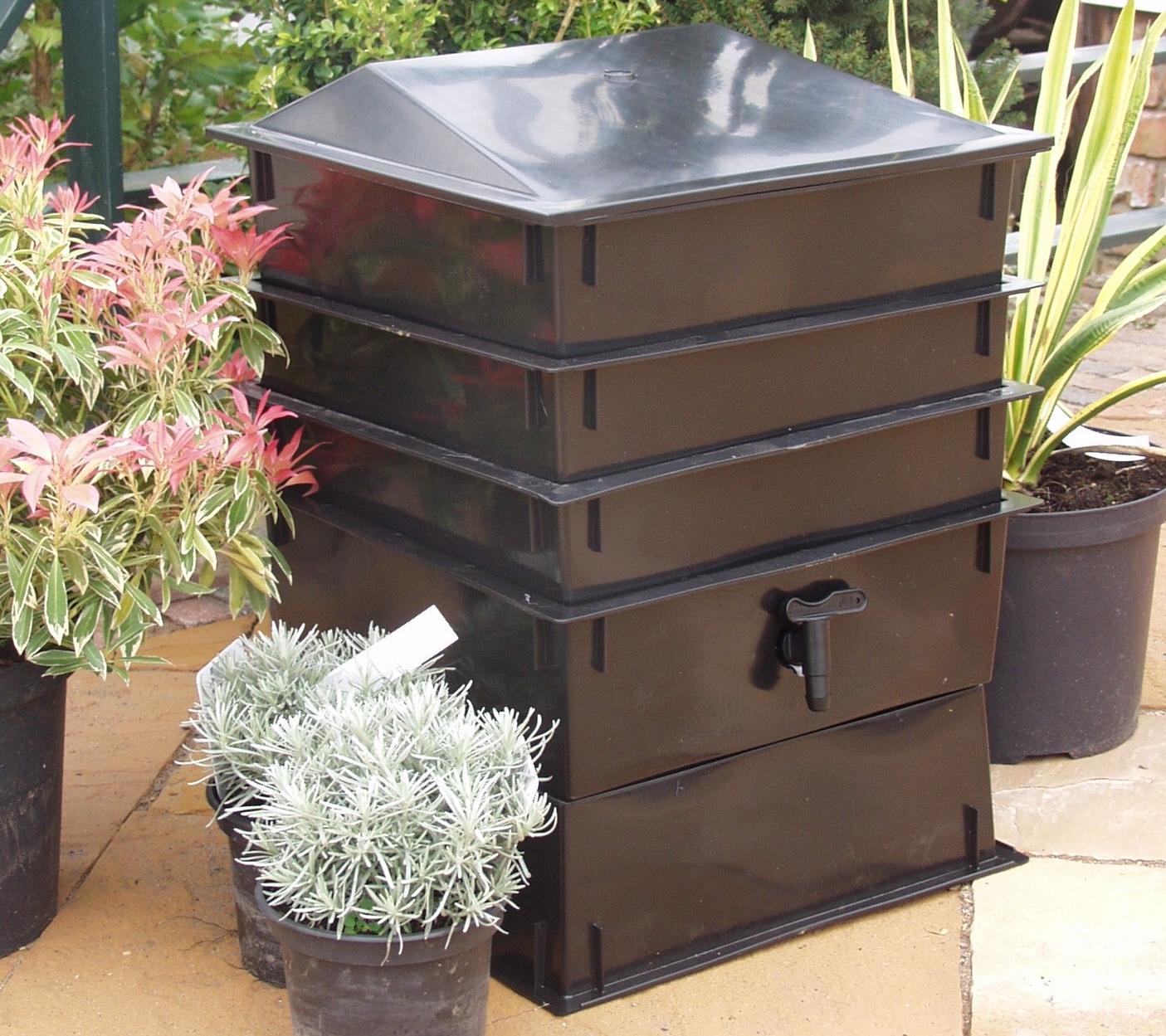 The Worm Works Wormery and Wormeries