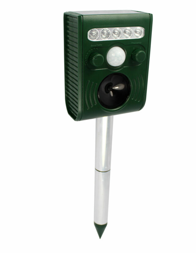 Solar Outdoor Pest Repeller | Ultrasonic Pest Clear Outdoors
