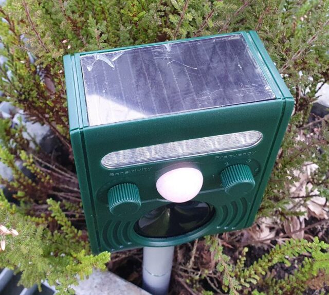Solar Outdoor Pest Repeller | Ultrasonic Pest Clear Outdoors
