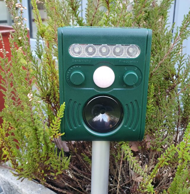 Solar Outdoor Pest Repeller | Ultrasonic Pest Clear Outdoors